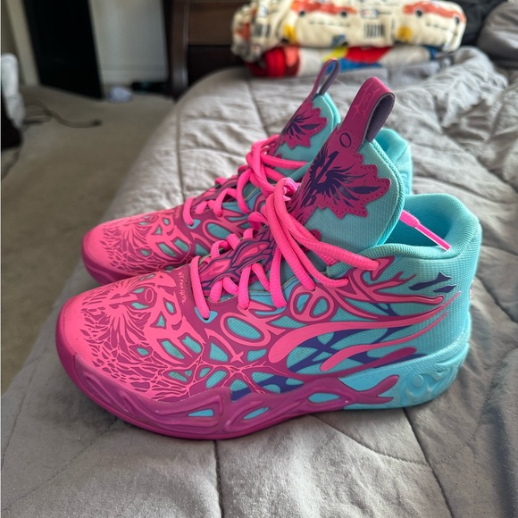 Puma | Shoes | Puma Mb4 Iridescent Boys Sneaker | Poshmark